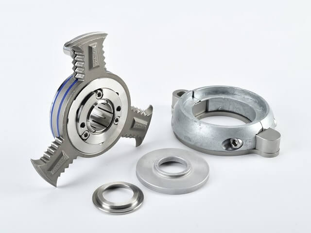 FYB Marine. HydroAxe 3-blade rope cutter for a Volvo Penta 120 or MS25 ...