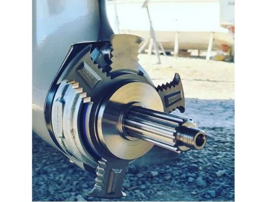 FYB Marine. HydroAxe 3-blade rope cutter for a Volvo Penta 120 or MS25 ...