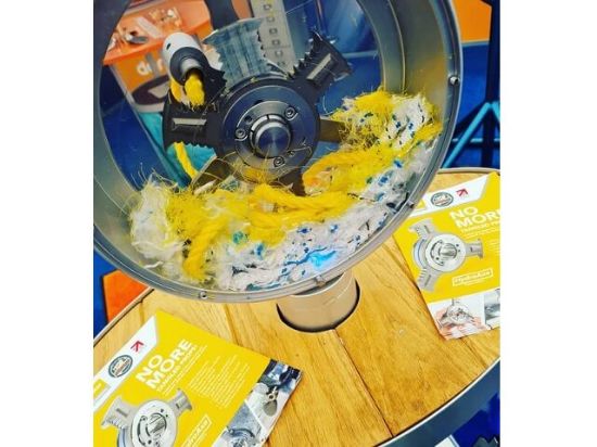 FYB Marine. HydroAxe 2-blade rope cutter for a Volvo Penta 120 and MS25 ...